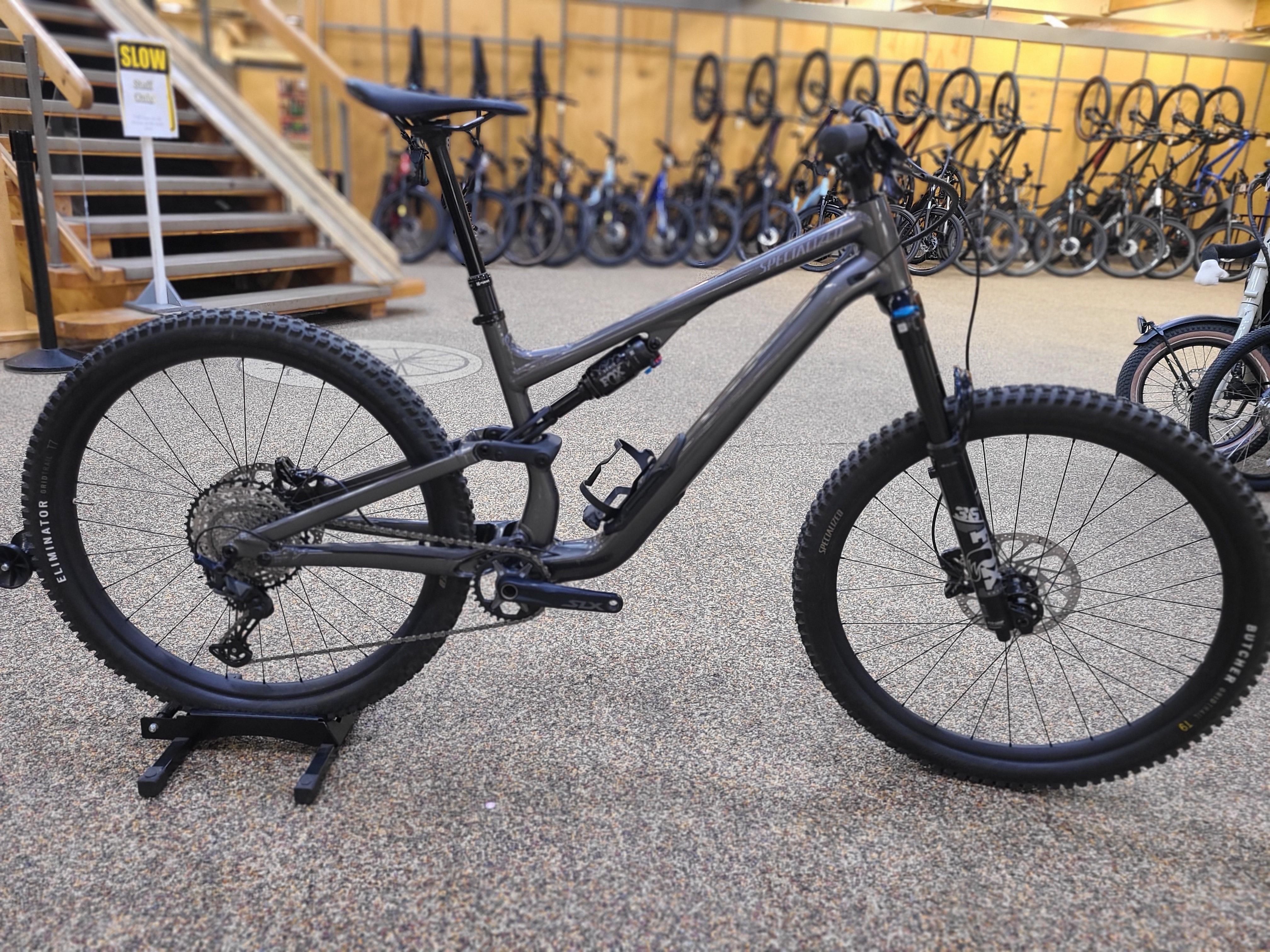 Specialized Stumpjumper 15 Comp Alloy Full Suspension DEMO Bike 2025